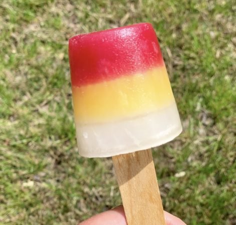 How to Make Dixie Cup Popsicles