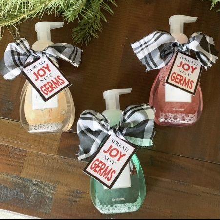 Simple, Budget Friendly Christmas Gifts for Teachers, Neighbors and Friends