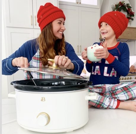 Slow Cooker Grinch Hot Chocolate