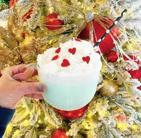 Slow Cooker Grinch Hot Chocolate